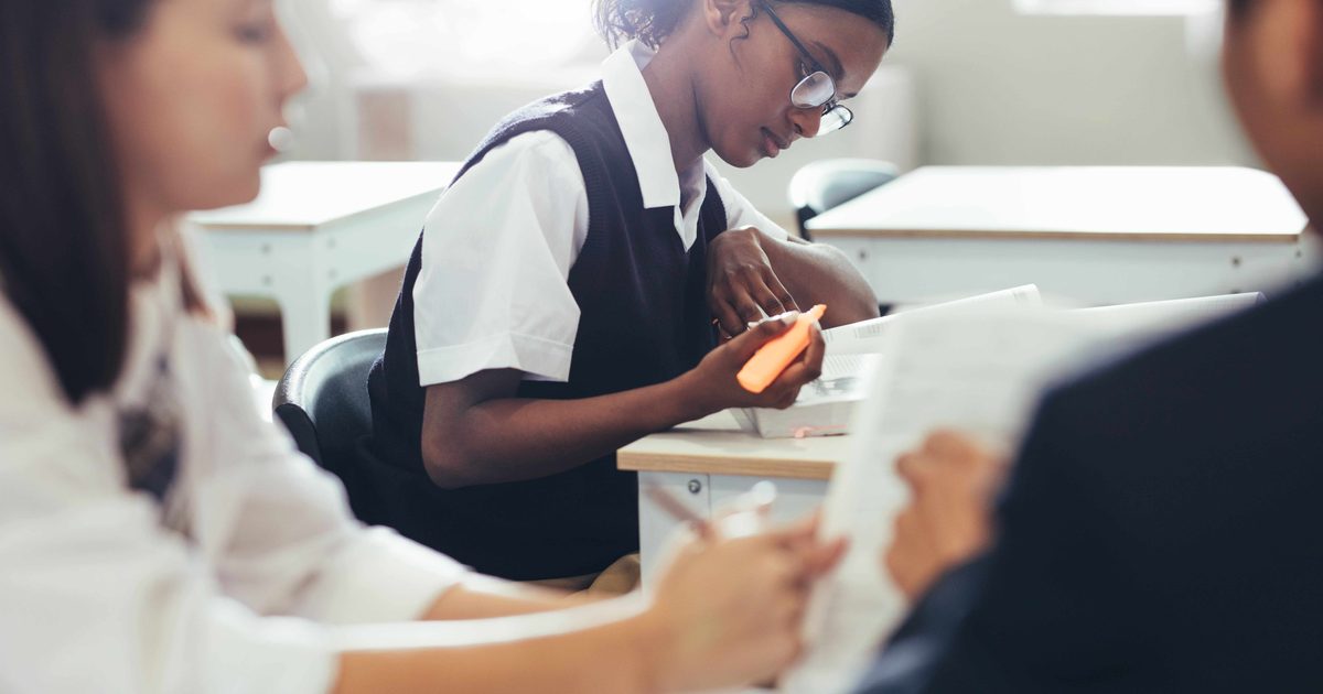 Professional development programme for teachers could boost EAL… | EEF