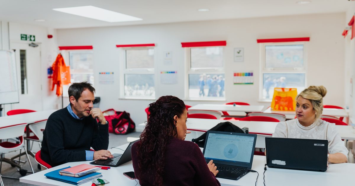 EEF publishes new guidance on professional development | EEF